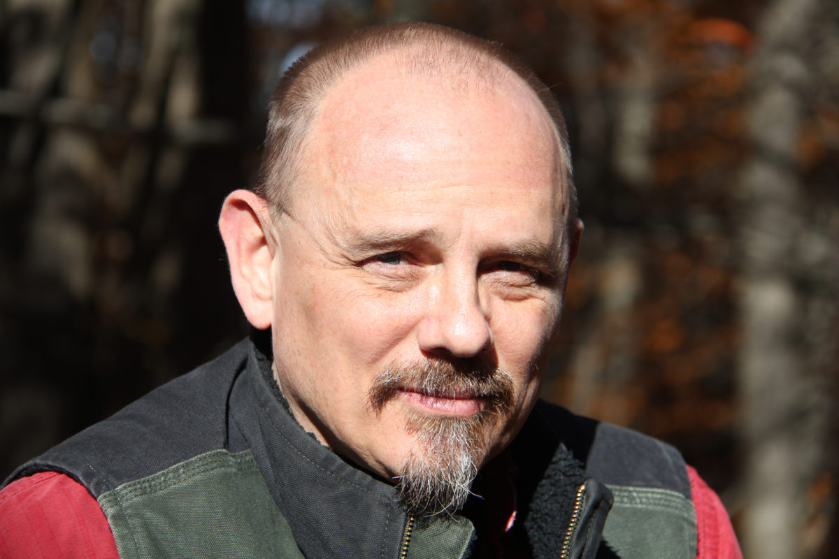 Creative Résumé - CHIP DAVIS